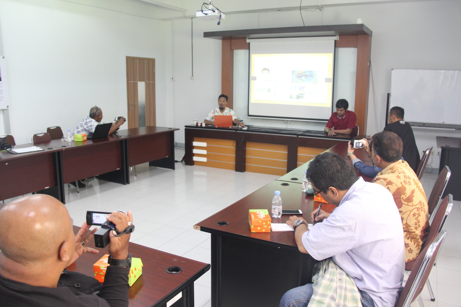 Syarif Hidayat, Doktor Baru Informatika UII - Jurusan Informatika ...